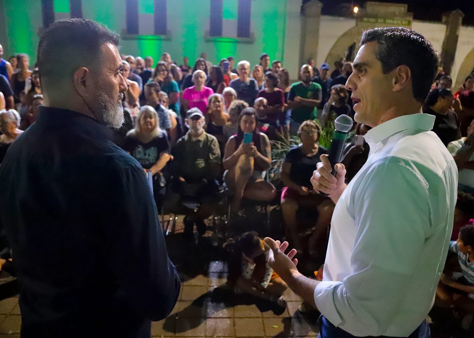 Prefeito Rafael Piovezan participa da abertura da exposição sobre os 20 ...